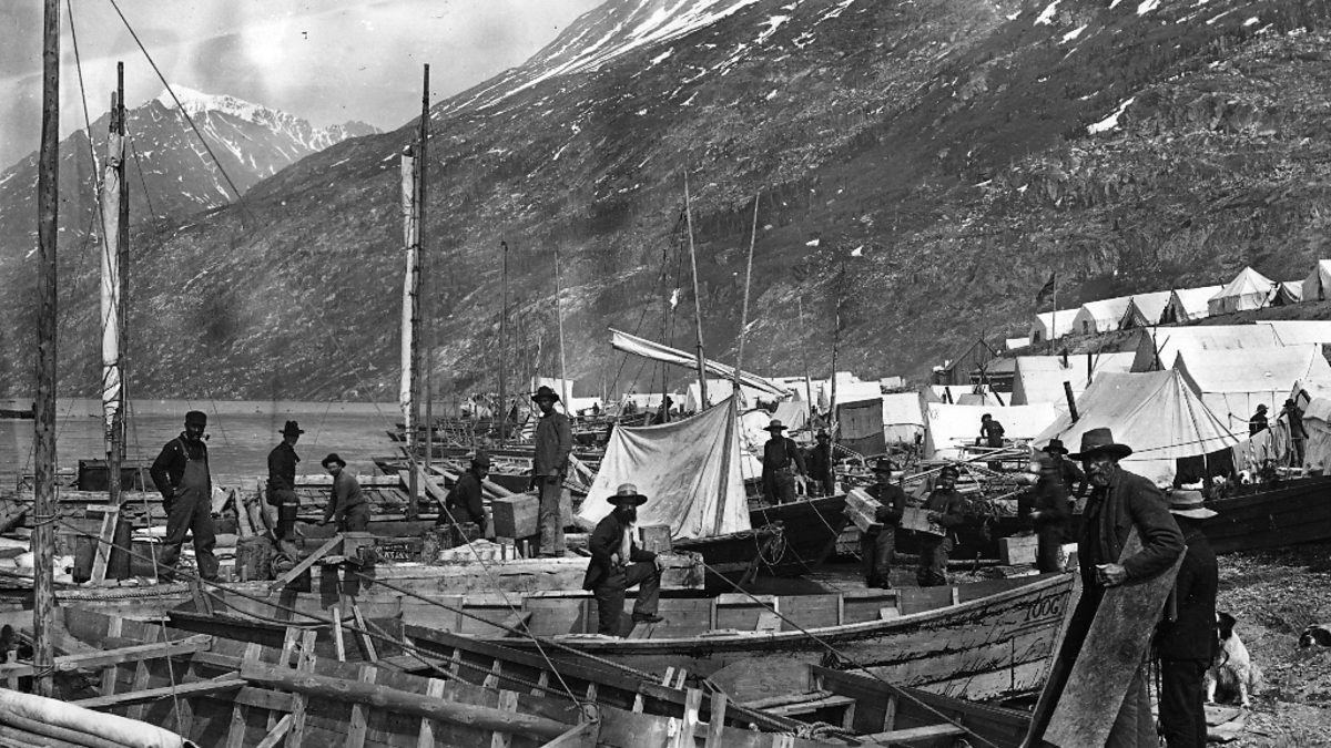 BBC Two - Bennett Lake boat building - Operation Gold Rush with Dan ...