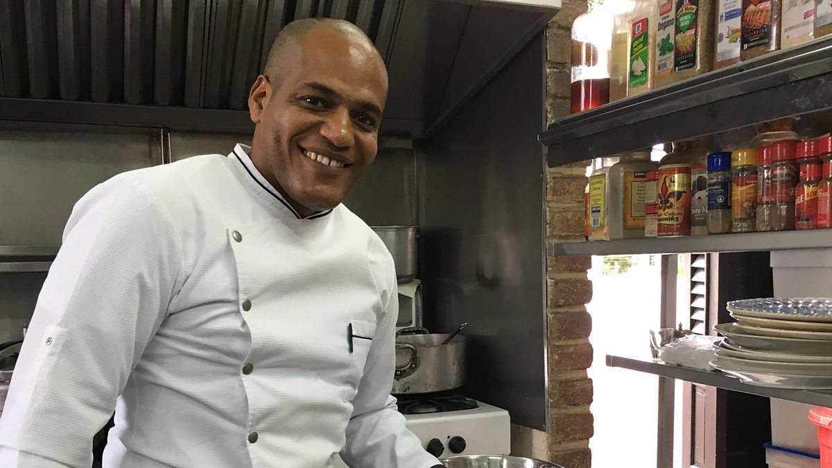 BBC World Service - Newsday, 'I cooked fajitas for Michelle Obama'