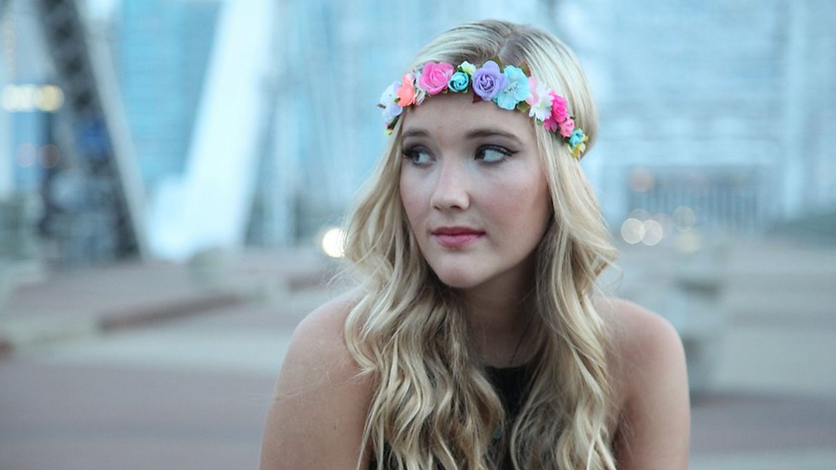 BBC Radio Somerset - Ben McGrail, Nashville singer Chloe Caroline talks ...