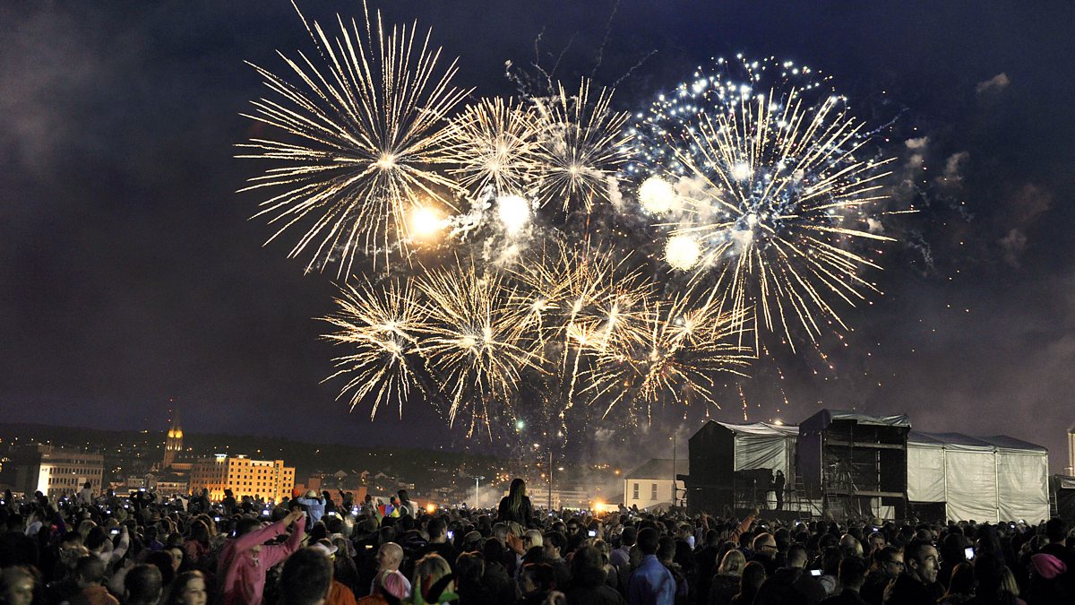 BBC - Radio 1's 6 Musical Bangers for Fireworks Night