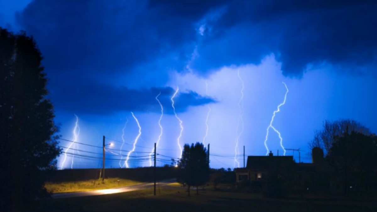 BBC World Service - CrowdScience, Electricity from Lightning