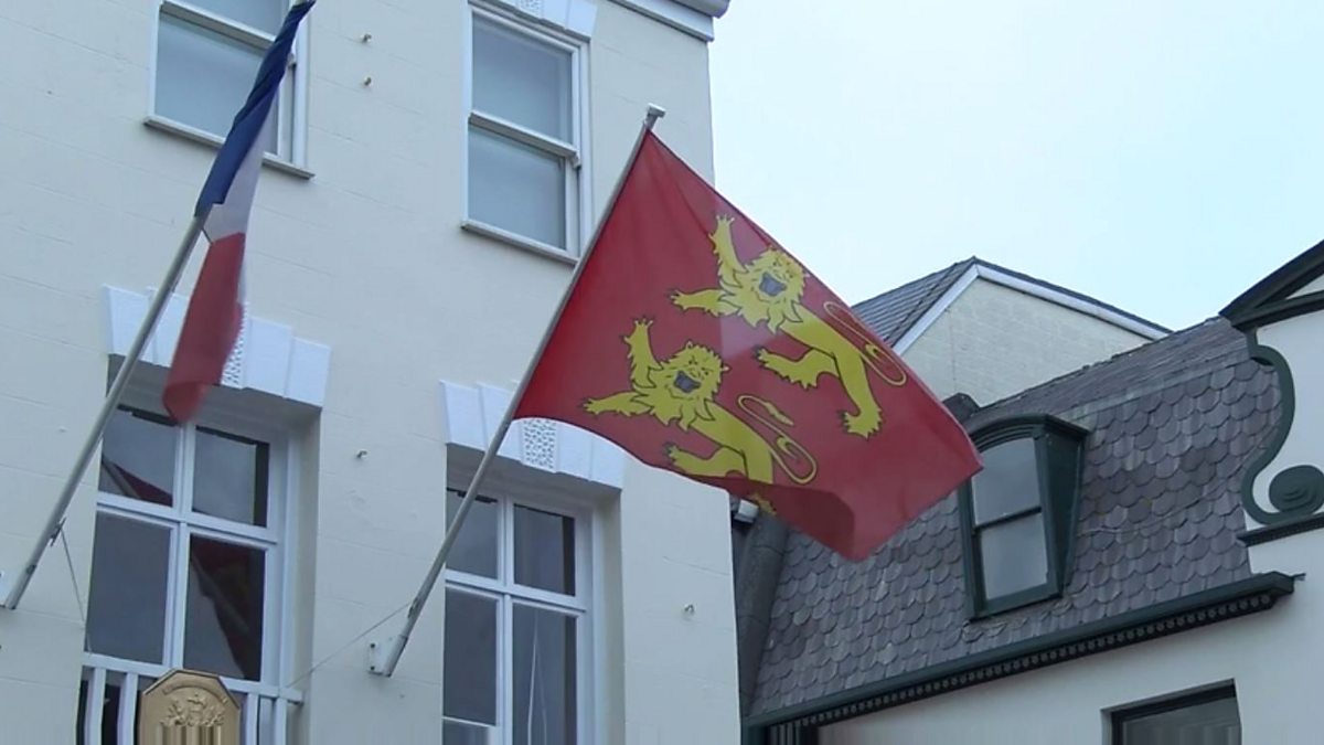 BBC Radio Jersey - Voices, 06/11/2016, A French bilingual school for ...