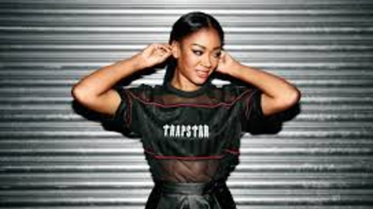 BBC Radio 1Xtra - Sian Anderson, Scorcher in Sian's Studio plus Kenny ...