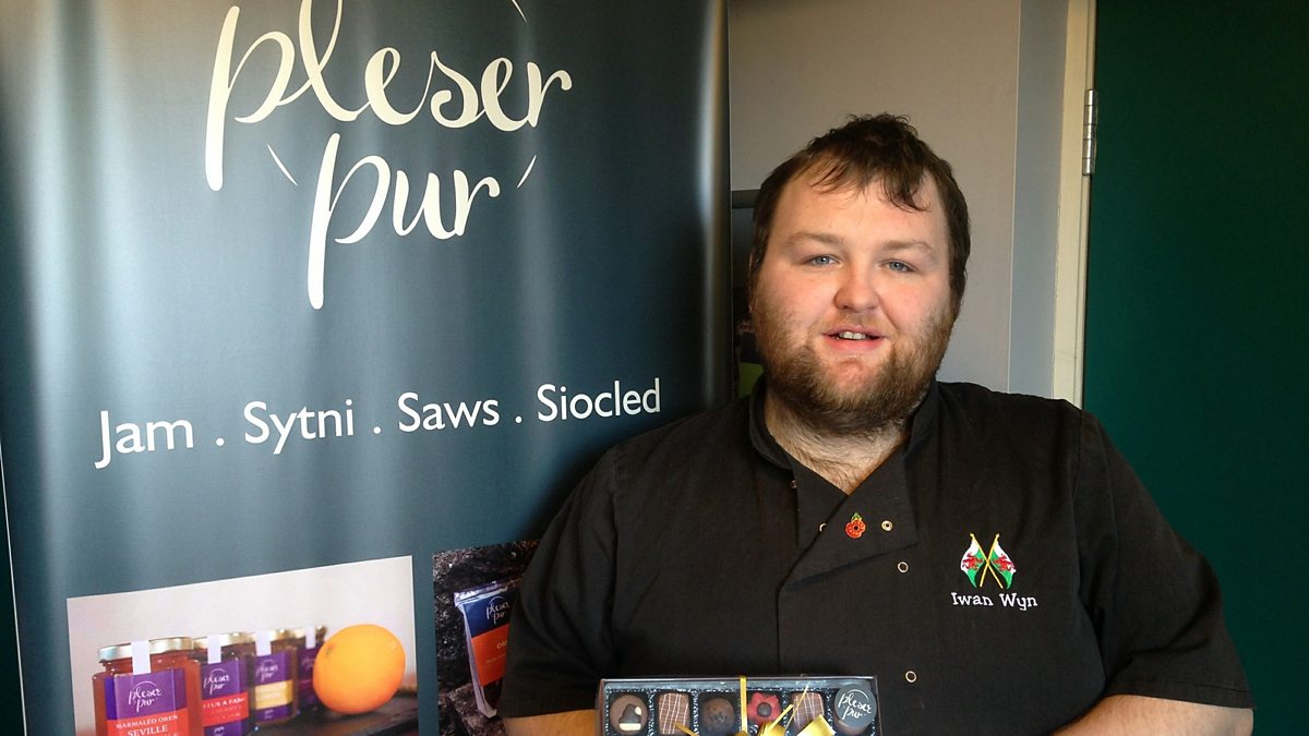 BBC Radio Cymru - Aled Hughes, Stori Fer a Siocled