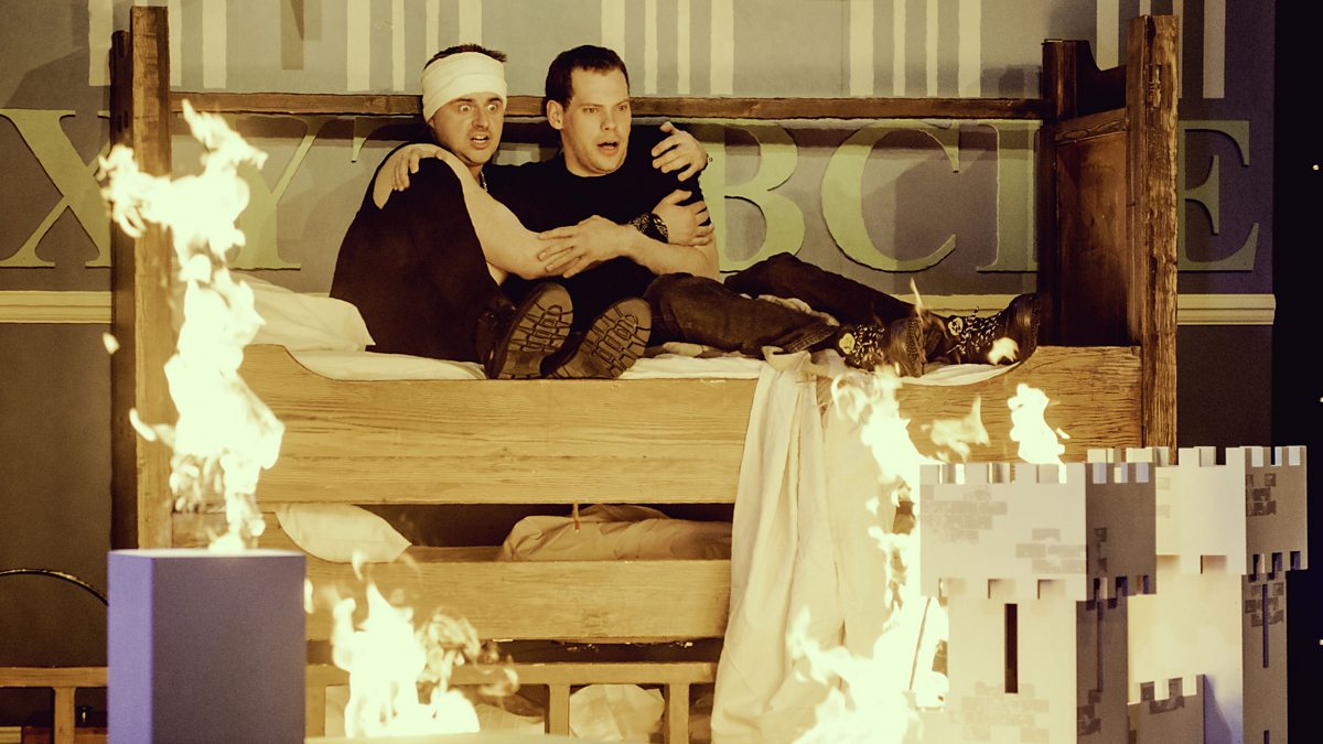 BBC One - Peter Pan Goes Wrong, Bunk bed disaster