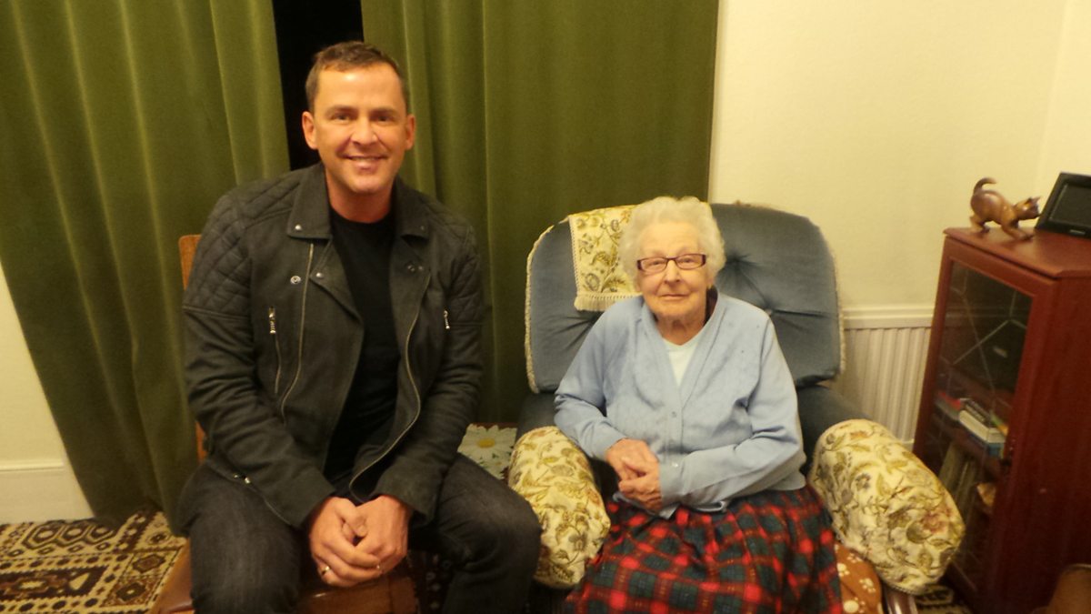 BBC Radio 1 - #1MillionHours, Scott & Lou: "Sometimes it's a bit ...