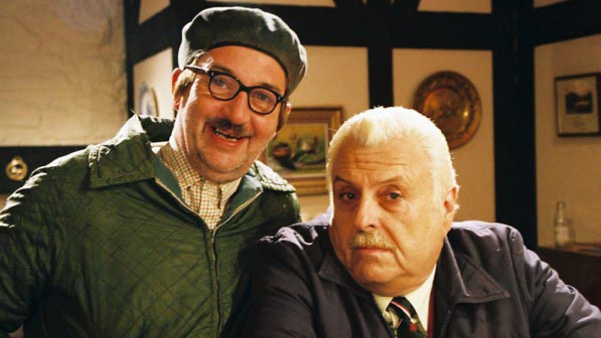 S4C - C'Mon Midffild