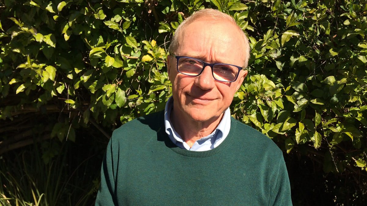 BBC World Service - Newshour, Israeli writer David Grossman - in-depth ...
