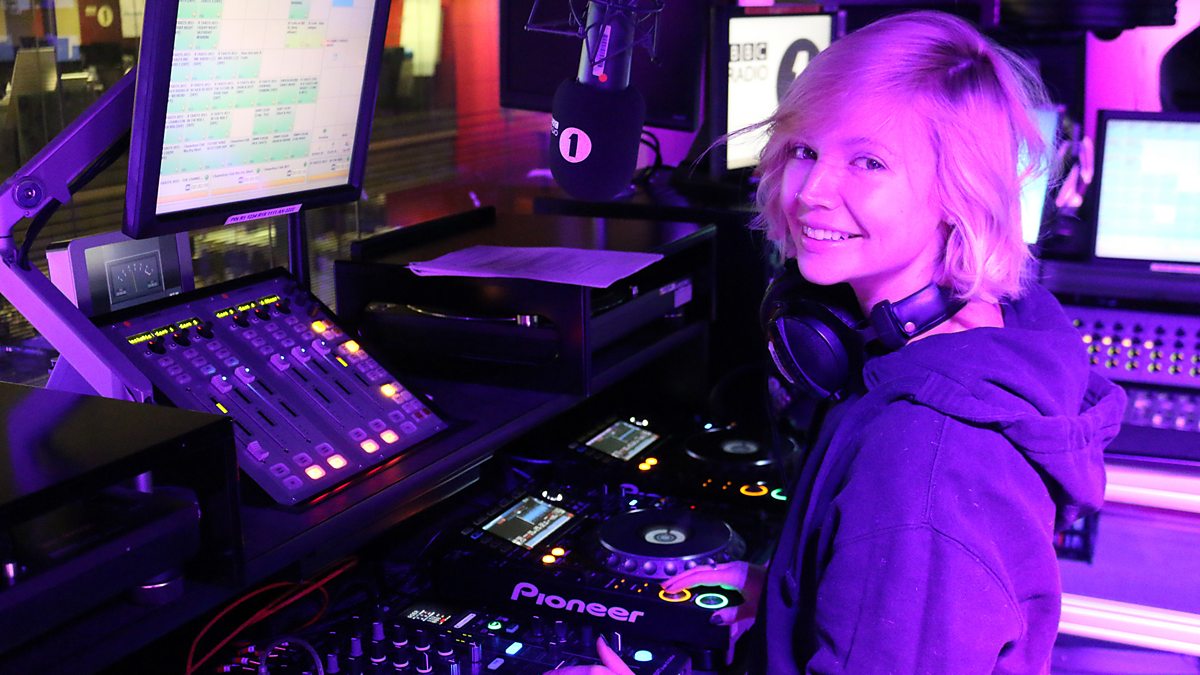 BBC Radio 1 - B.Traits, Peggy Gou & B Traits Live In The Mix!, Crack On ...