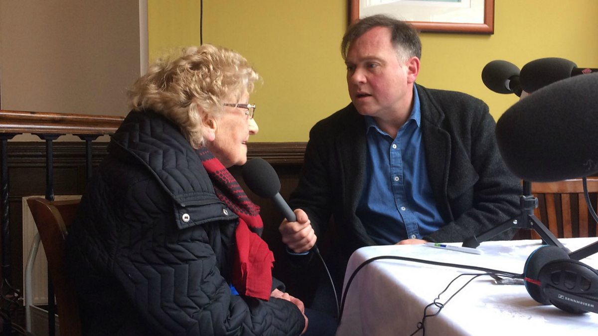 BBC Radio 2 - Jean Bishop - known as Hull's Bee Lady speaks to Paddy ...