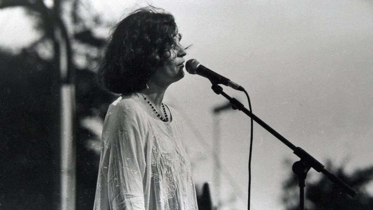 BBC ALBA - Eithne - Eadar dà Shaoghal