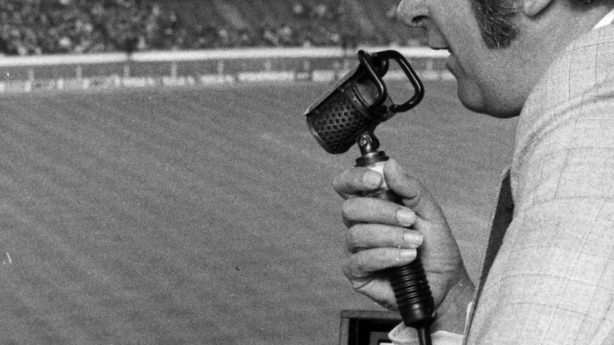 BBC Radio Wales - The Art of Commentary