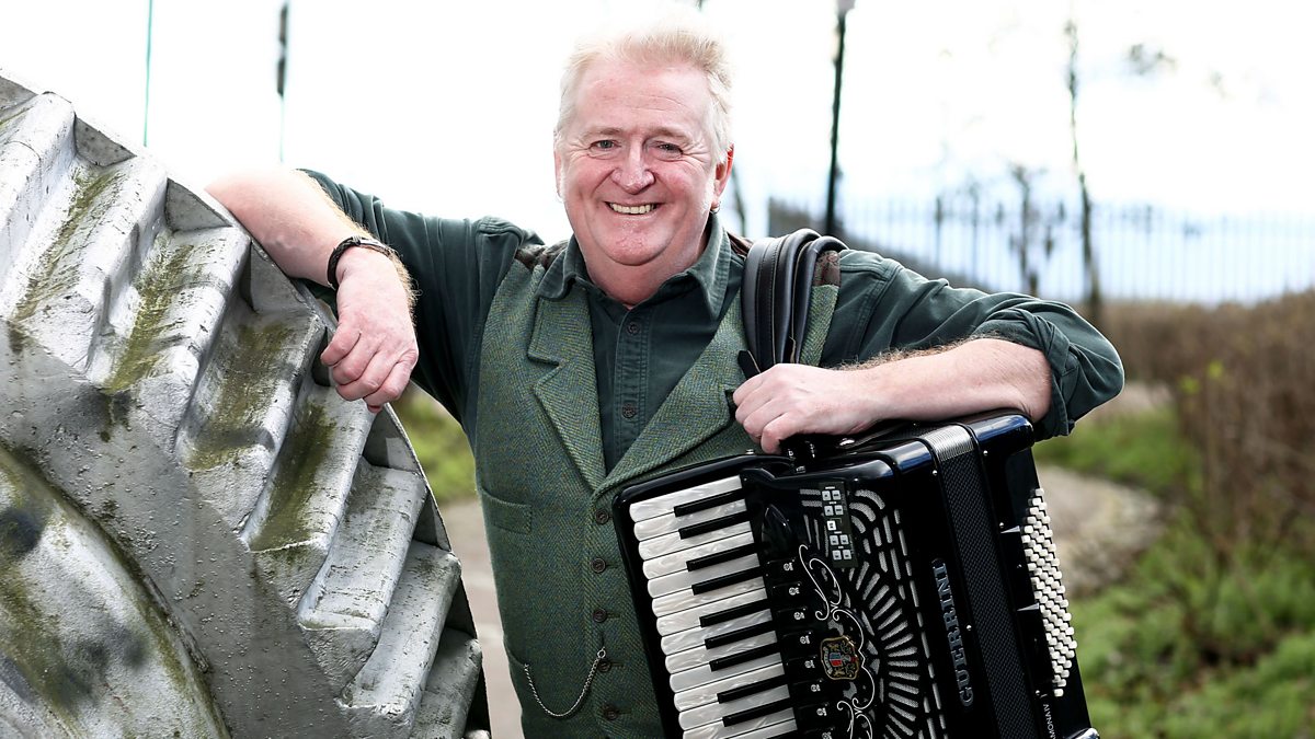 BBC Two - Wayfaring Stranger with Phil Cunningham