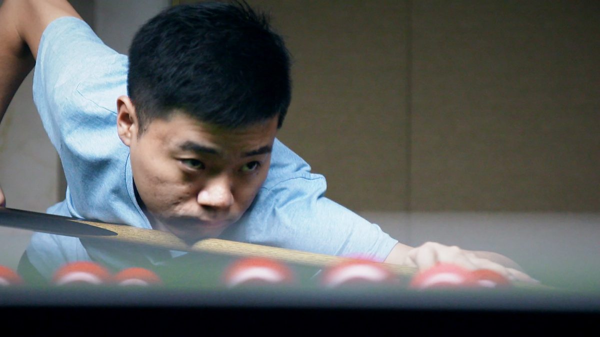 BBC News - Enter the Dragon: China's Snooker Star