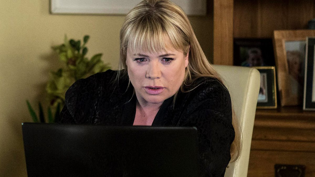 BBC One - EastEnders 2013 - 2017, 2017, 17/04/2017