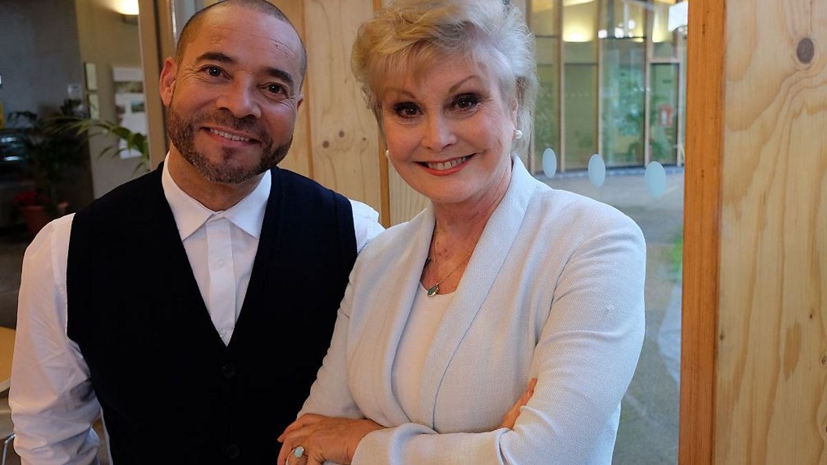 BBC - Truth or Scare - Angela and Kevin