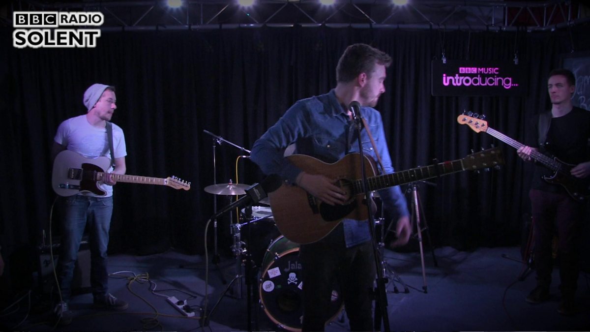 BBC Radio Solent - BBC Introducing - Solent, James Baxter performs in ...