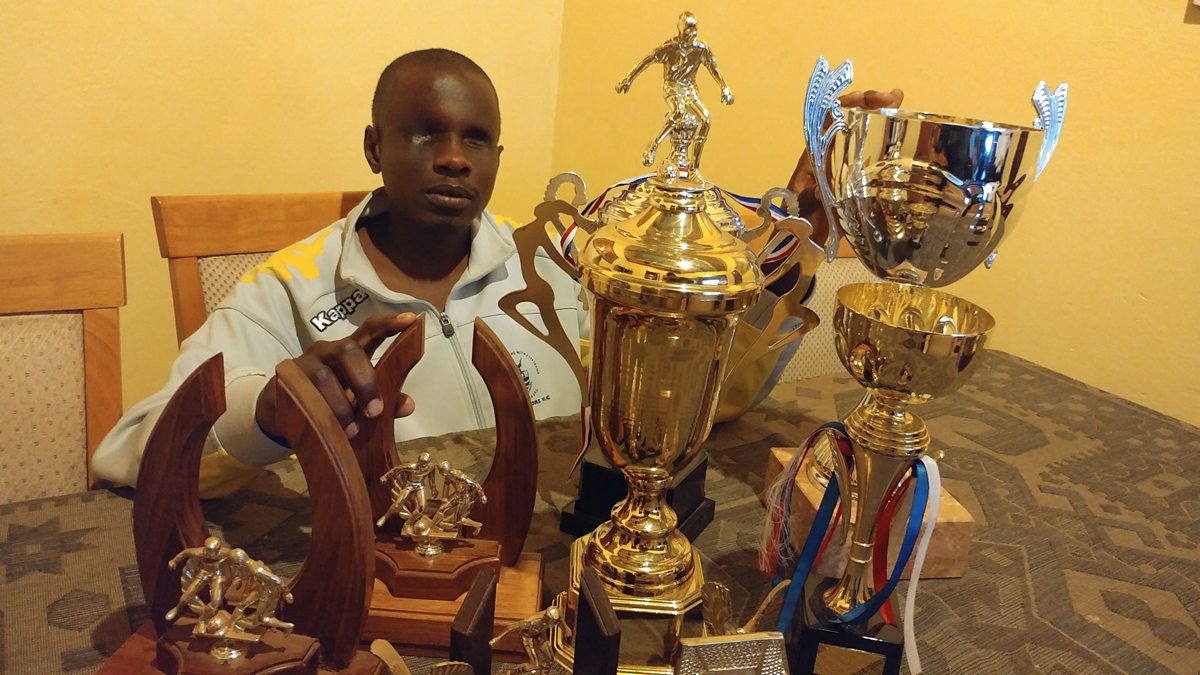 BBC World Service - Outlook, The blind coach who's revolutionising football