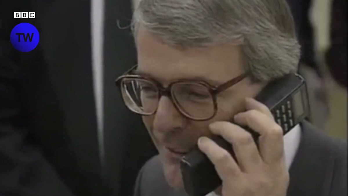 BBC - Learning, BBC Rewind - Mobile Phones - Tomorrow's World