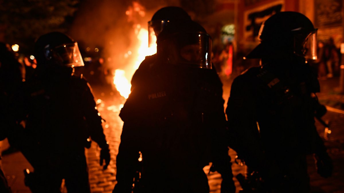 BBC News - Big Boss Interview, Police Clash With G20 Protestors