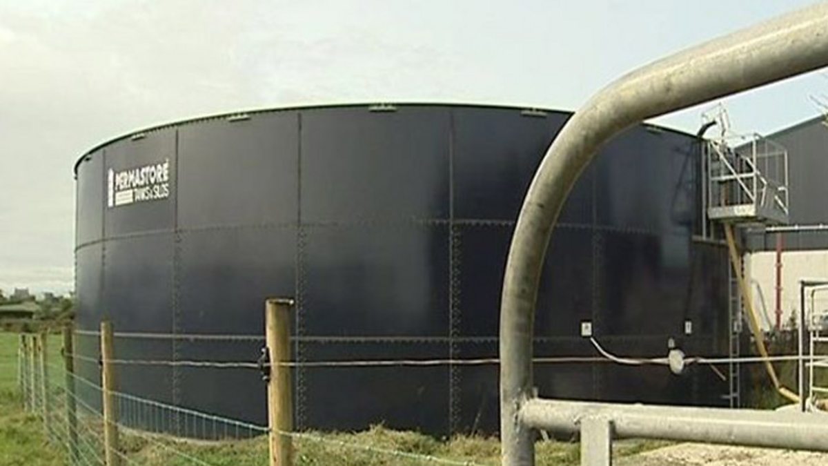 BBC Radio Cymru - Bwletin Amaeth, Diwrnod Agored Coleg Gelli Aur