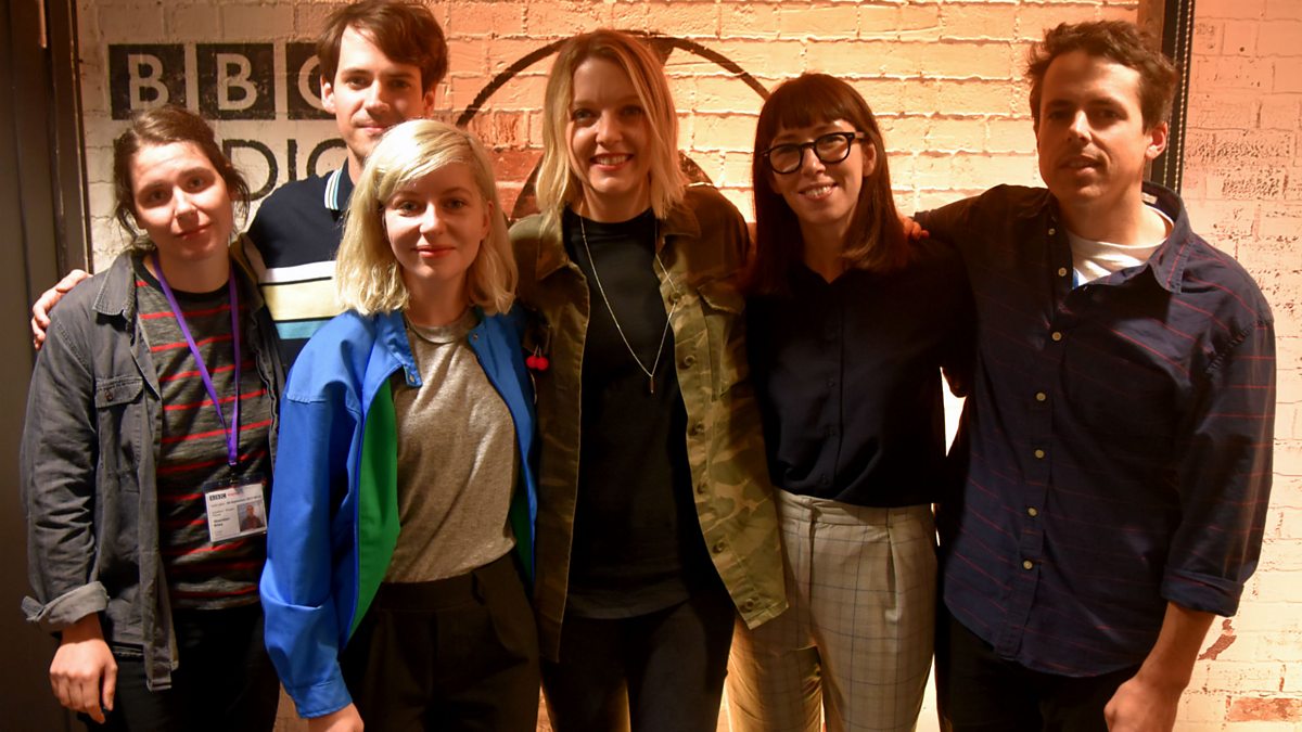 BBC Radio 6 Music - Lauren Laverne, With Alvvays, Alvvays Session