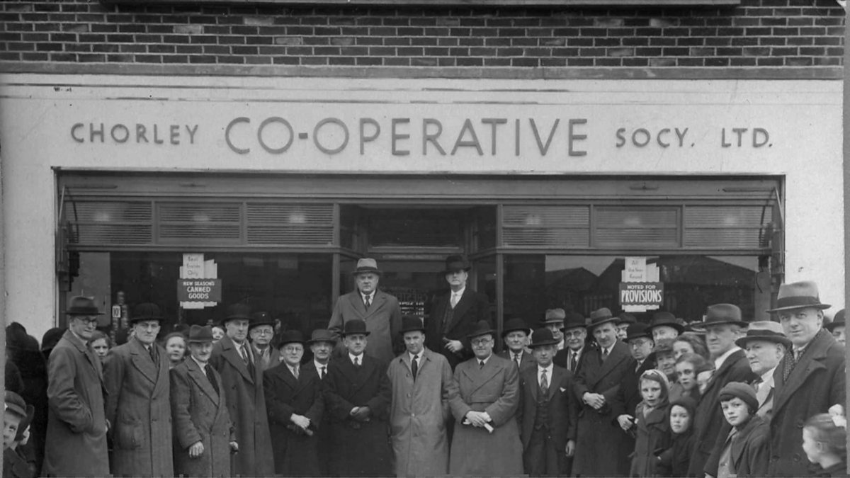 BBC Two - Daily Politics, 13/10/2017, Third-largest political party is ...