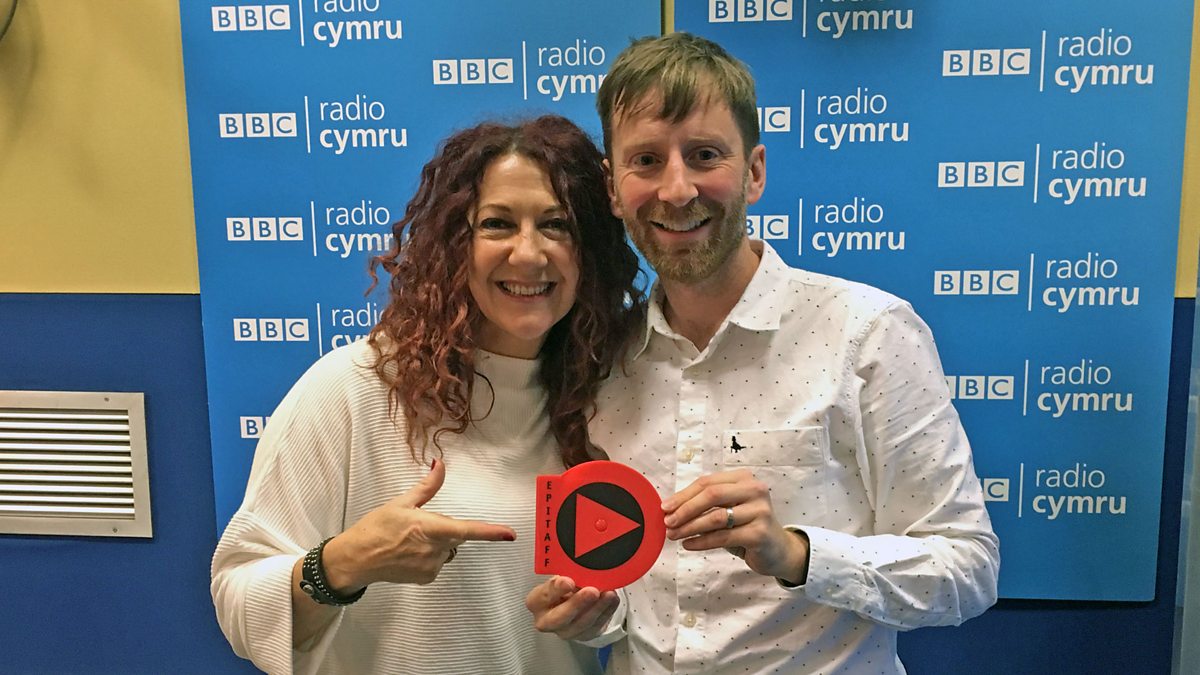 BBC Radio Cymru - Bore Cothi, Cedron Siôn, 20 mlynedd o berfformio