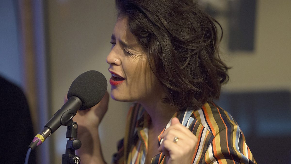 BBC Radio 2 - Jo Whiley, Live Music from Jessie Ware, Jessie Ware ...