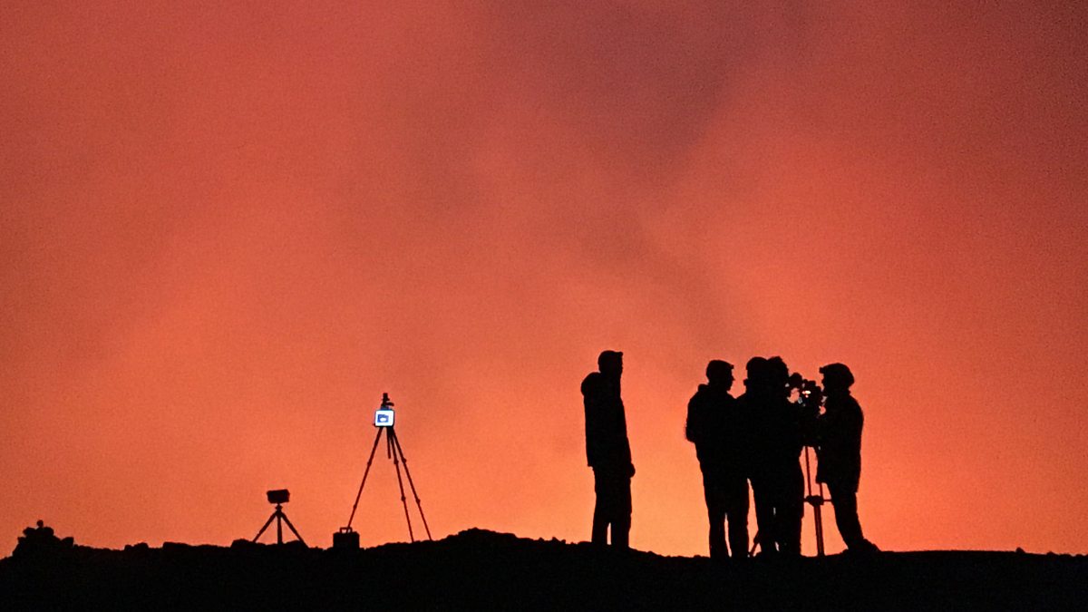 BBC Two - Expedition Volcano