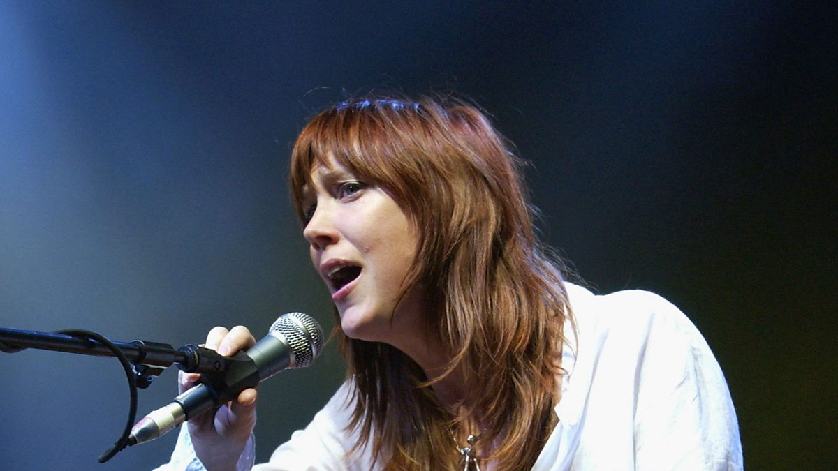 BBC Radio 6 Music - 6 Music News, Elizabeth Alker chats with Beth Orton ...