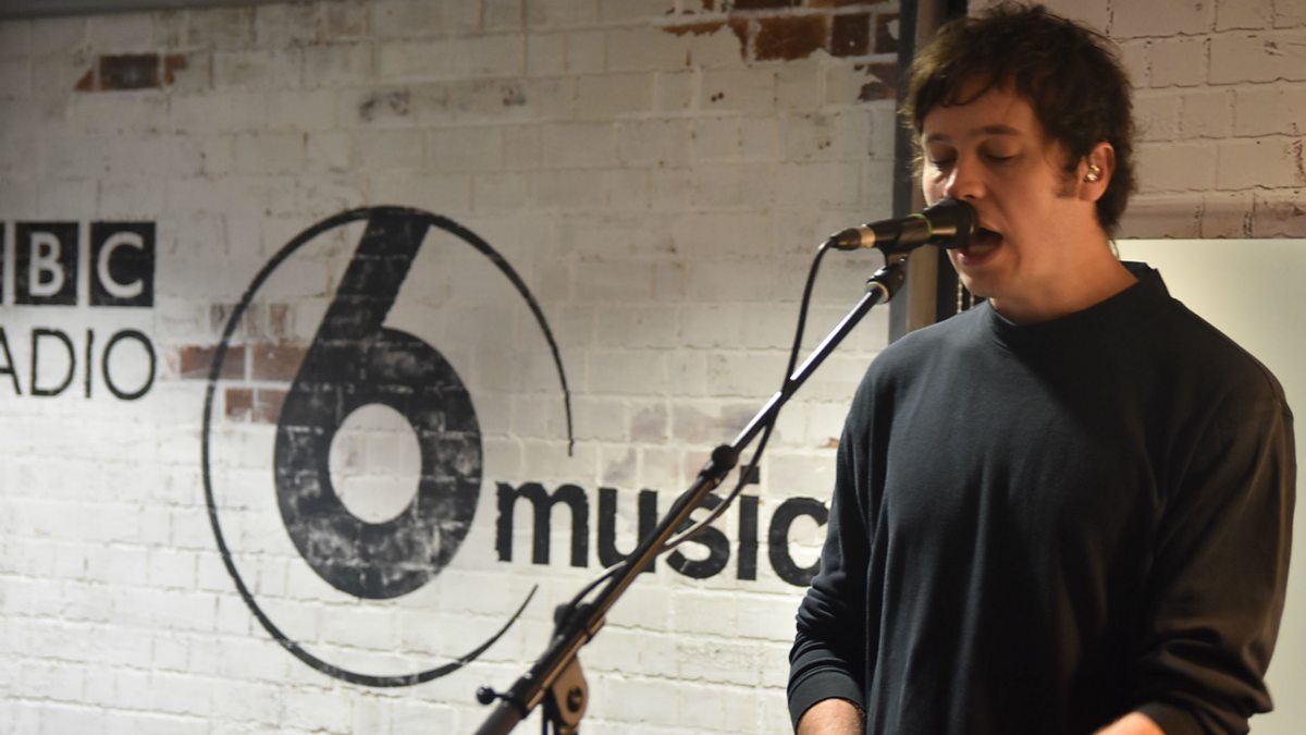 BBC Radio 6 Music - Lauren Laverne, Tom Ravenscroft sits in ...with ...