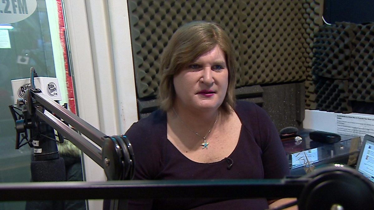 BBC Two - Daily Politics, 12/12/2017, Helping transitioning transgender ...