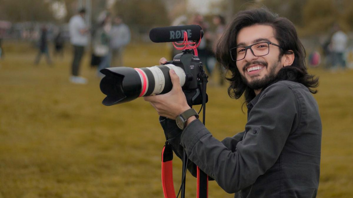 BBC World Service - Outlook, Capturing a Different Side of Baghdad