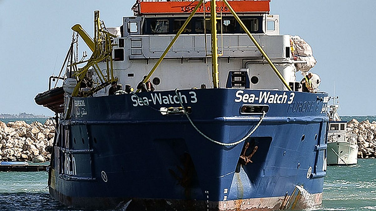 BBC World Service - Newsday, Where to sail for rescue missions?