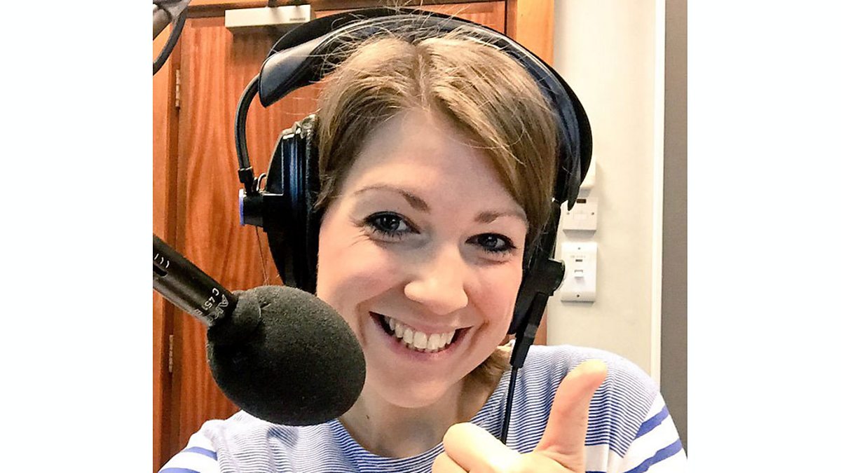 BBC Radio Cymru - Georgia Ruth, Angharad Jenkins yn cyflwyno