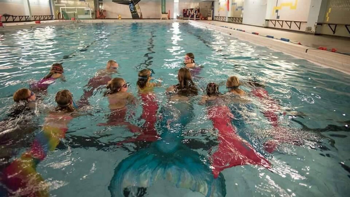 BBC Radio 4 - Swim like a mermaid - You and Yours, Universal Credit ...