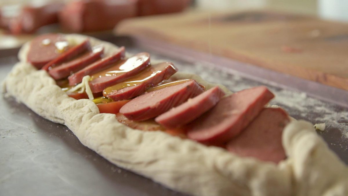 BBC Two - Nigel Slater's Middle East, Series 1, Turkey, Sujuk pide