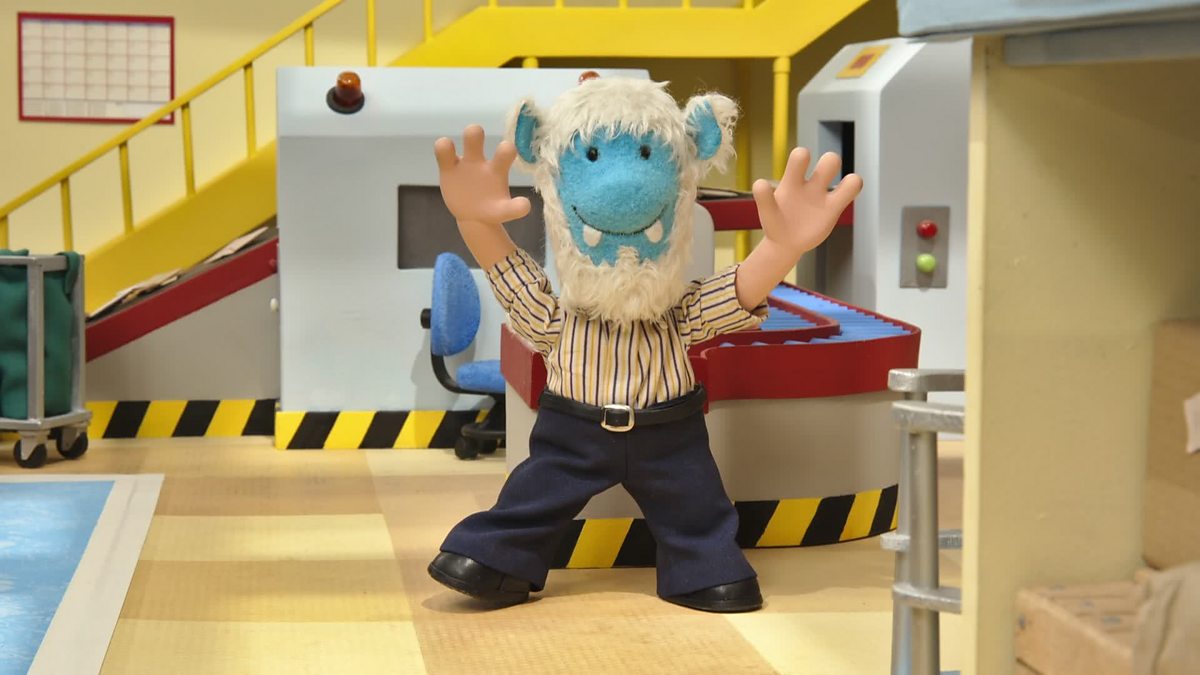 BBC ALBA - Padraig Post: Seirbheis Deis agus Sonraichte, Series 3 ...