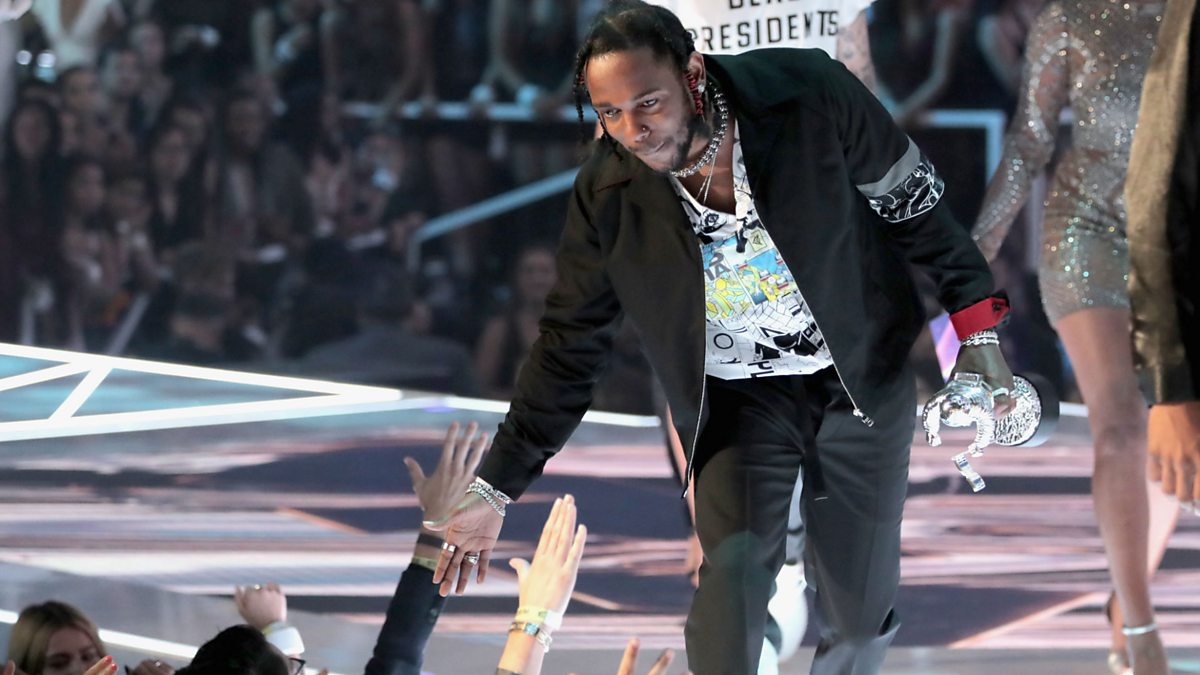 BBC - When Kendrick met Clara: The best bits from the exclusive Radio 1 ...