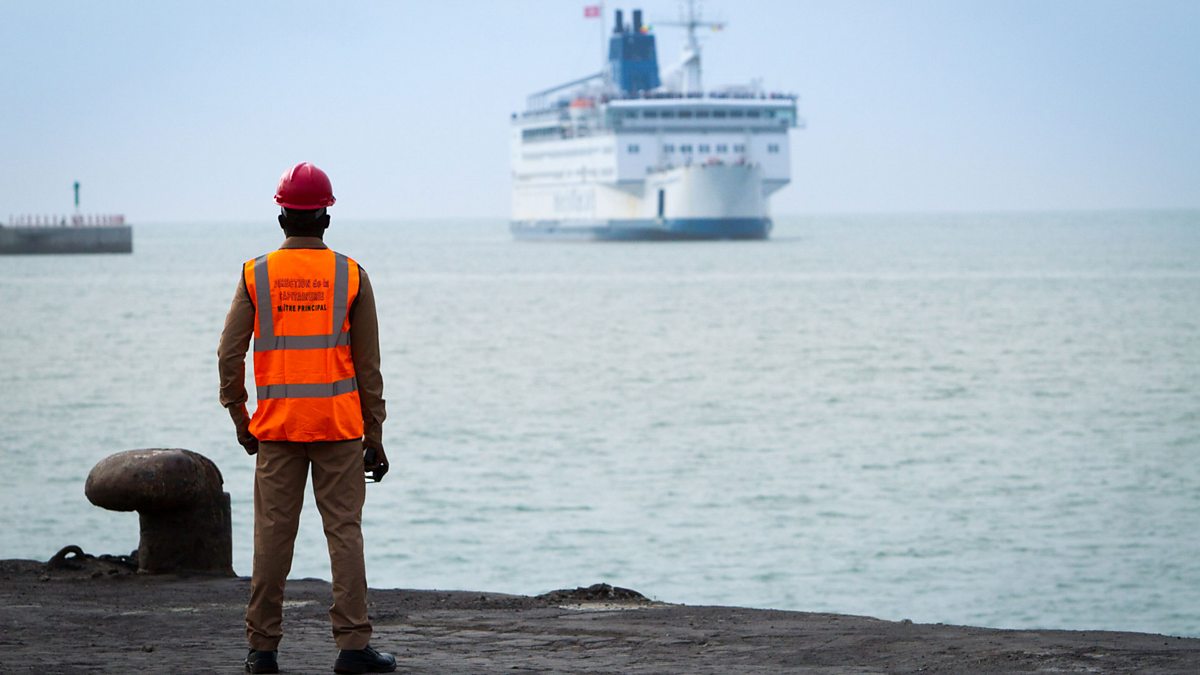 BBC Scotland - BBC Scotland - Floating surgery: the life-or-death ...