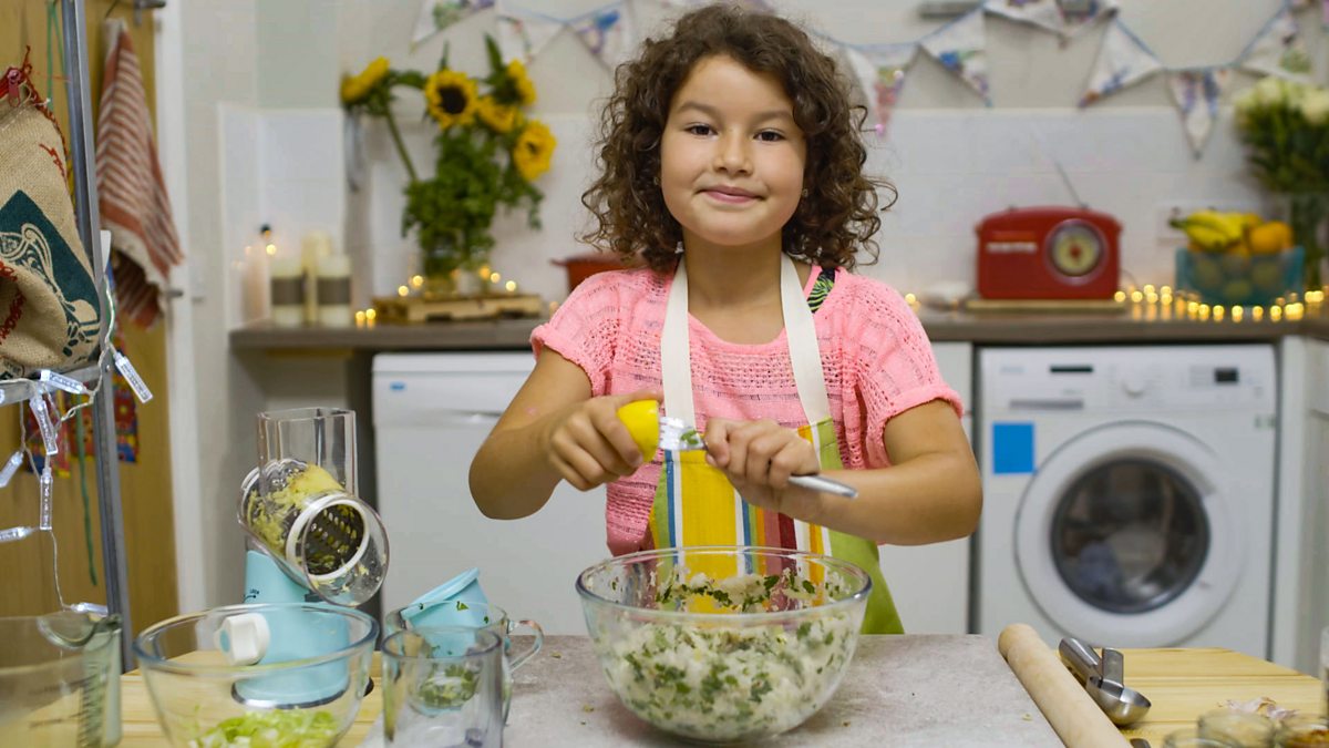 My World Kitchen - Series 1: 15. Malikas Moroccan Fish Ball Tagine ...