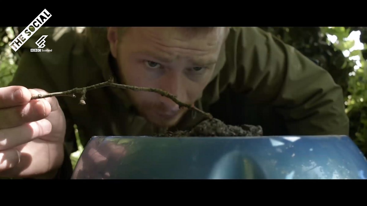 BBC - The Social, The Mystery Poo | Shooting In The Wild