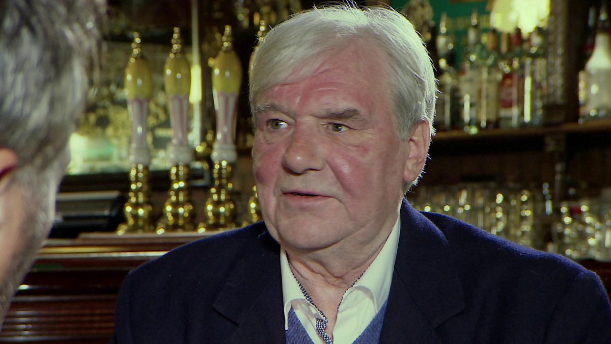 BBC One - Flog It!, Series 15, Belfast 44, 'Music unites people'