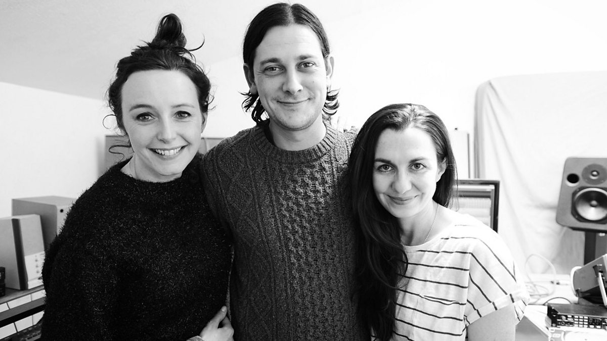 BBC Radio Cymru - Emyn Roc a Rôl, Rogue Jones