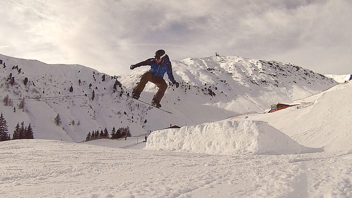 BBC Radio nan Gàidheal - Feasgar, Prògram sònraichte mu fèin-aithne ...