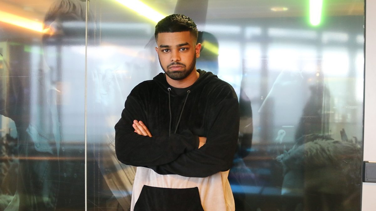 BBC Asian Network - Yasser, Finish the...Song Lyric with Ezu