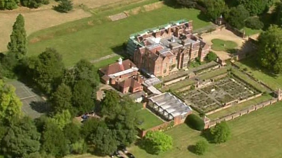 BBC Two - Daily Politics, 06/07/2018, What and where is Chequers?