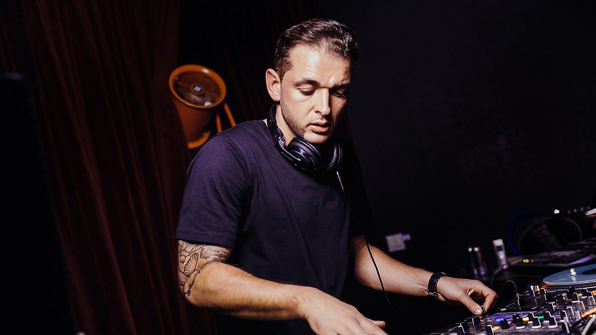 BBC Radio 1Xtra - Nick Bright, DJ Jonezy Midday Mix
