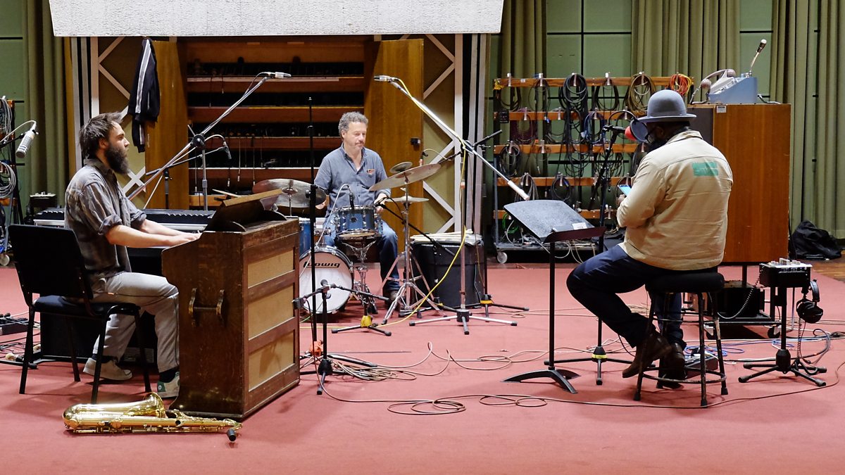 BBC Radio 3 - Late Junction, Nick Luscombe with Thiago Nassif, Survivor ...